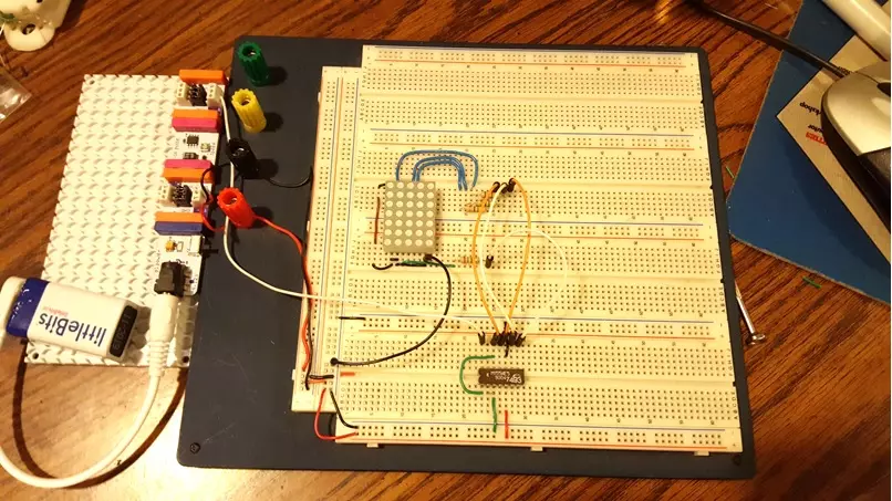 Ndërtoni një numërues binar 4-bit me matricë LED 5x7 10048_17