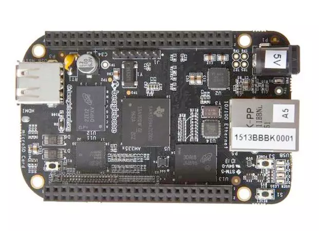 BeagleBone Black komipiuta laupapa tasi.