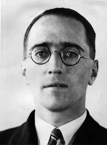 'n Portret van Alan Dowler Blumlein