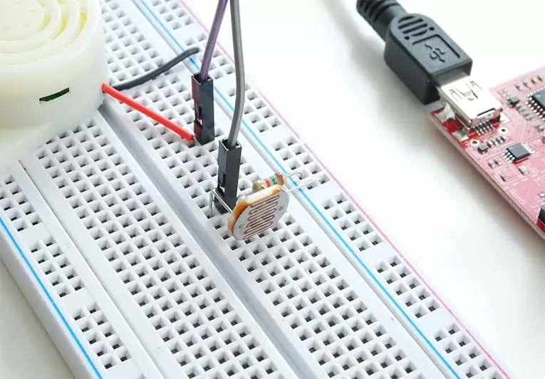 Gamitin ang LaunchPad para Gumawa ng Laser Tripwire Alarm 8979_3